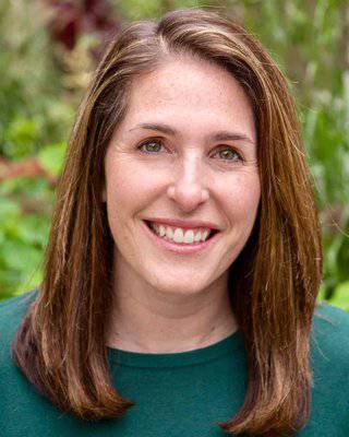 Jenna McLaughlin | Snyder Donegan Real Estate Group | NH Real Estate