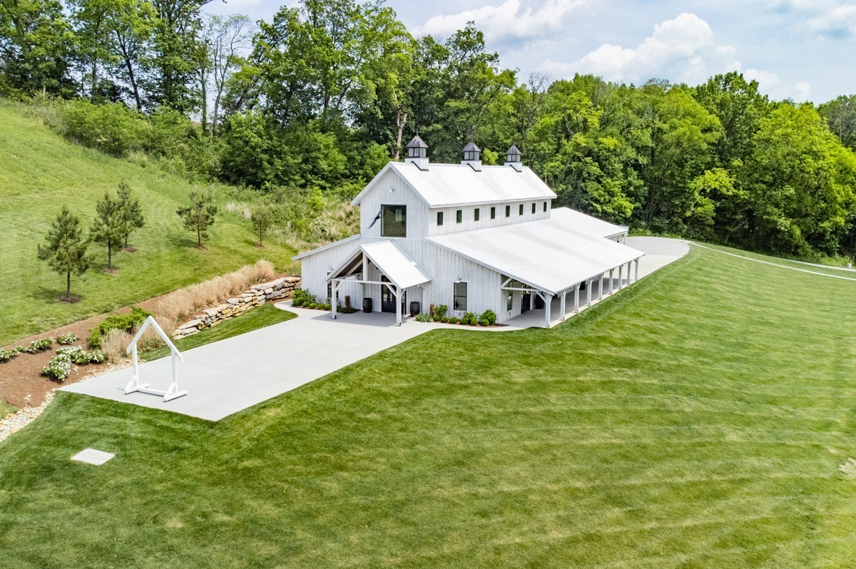 Franklin Middle Schools - Benchmark Realty, LLC Franklin Middle Schools - Benchmark Realty, LLC