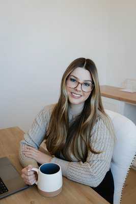 Kristina Miles | Phyllis Browning Company