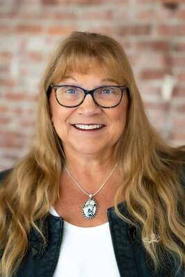 Cindy Ford | ReeceNichols South Central Kansas | KS Real Estate