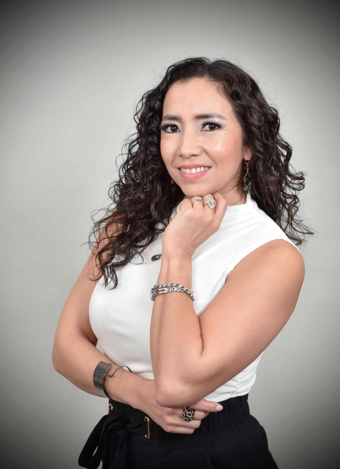 Leonor Sainato-Perez | Signature Real Estate | NV Real Estate