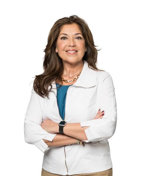 Vera Sainz | DE Realtor | The Real McCoy Group Coldwell Banker