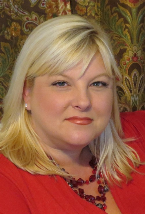 Julie Davis | Benchmark Realty, LLC | TN Real Estate