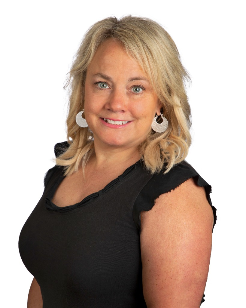 Vonda Paris | Benchmark Realty, LLC | TN Real Estate