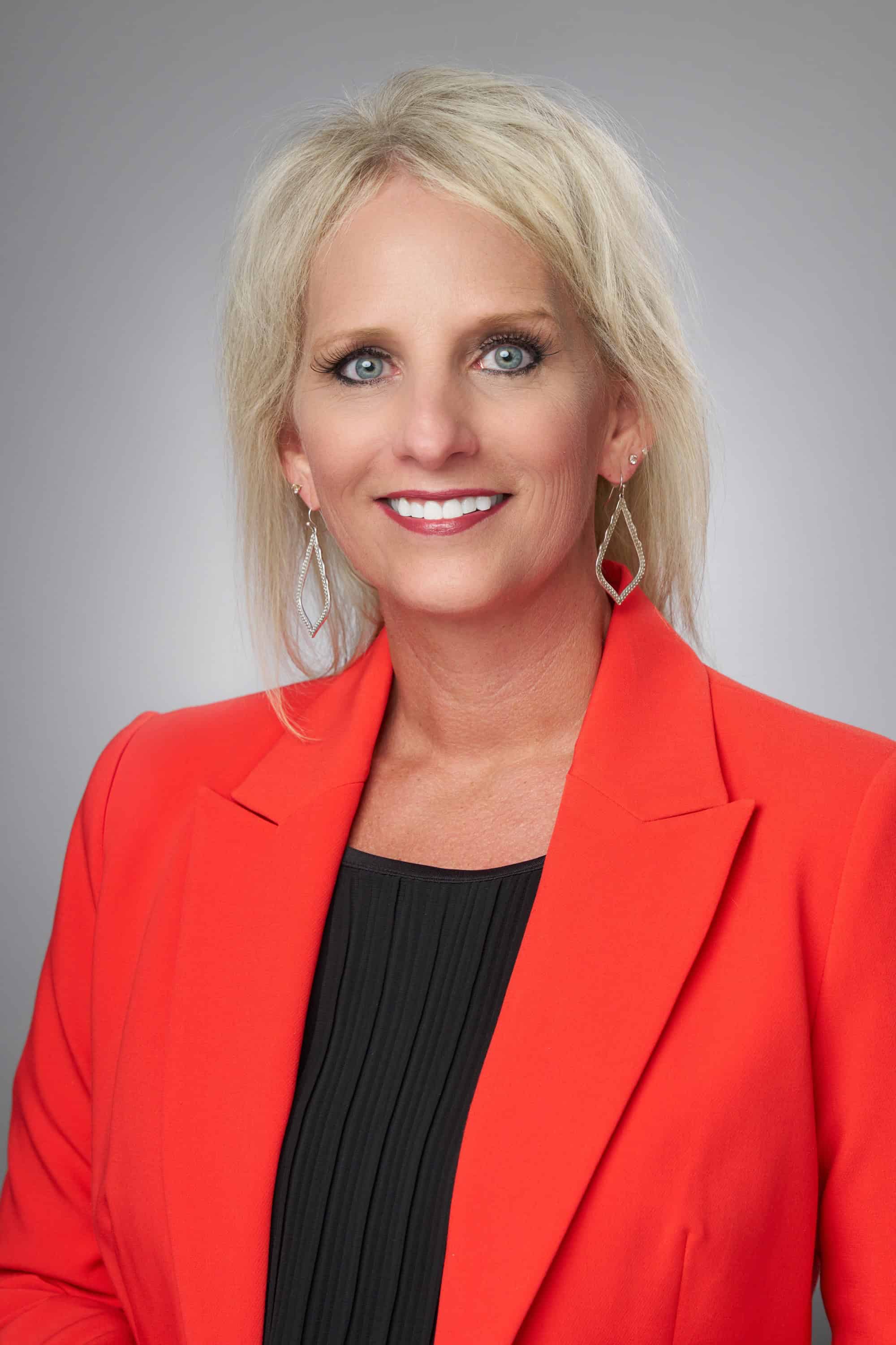 Amber McNew | ReeceNichols South Central Kansas | KS Real Estate